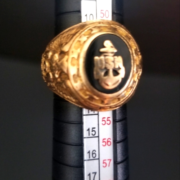 Navy | Accessories | Vintage 7s Usn Naval Ring Size 6 Pinky 0k Solid ...